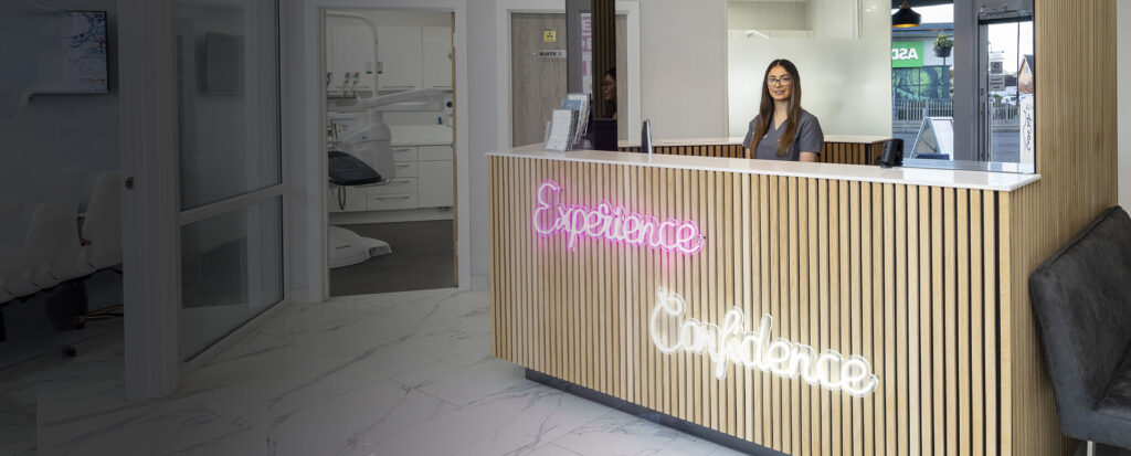 Dentist Stonecot | Invisalign Dental Clinic In Stonecot